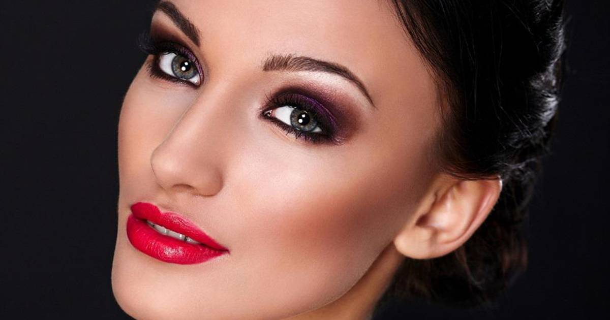 Guía completa del uso del blush: conoce todos sus secretos