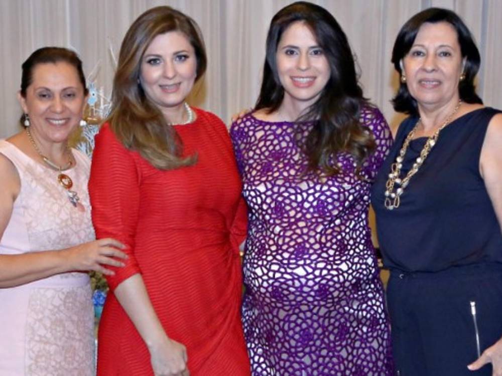 Fiesta maternal para Ana Karina de Penagos - Diario La Prensa