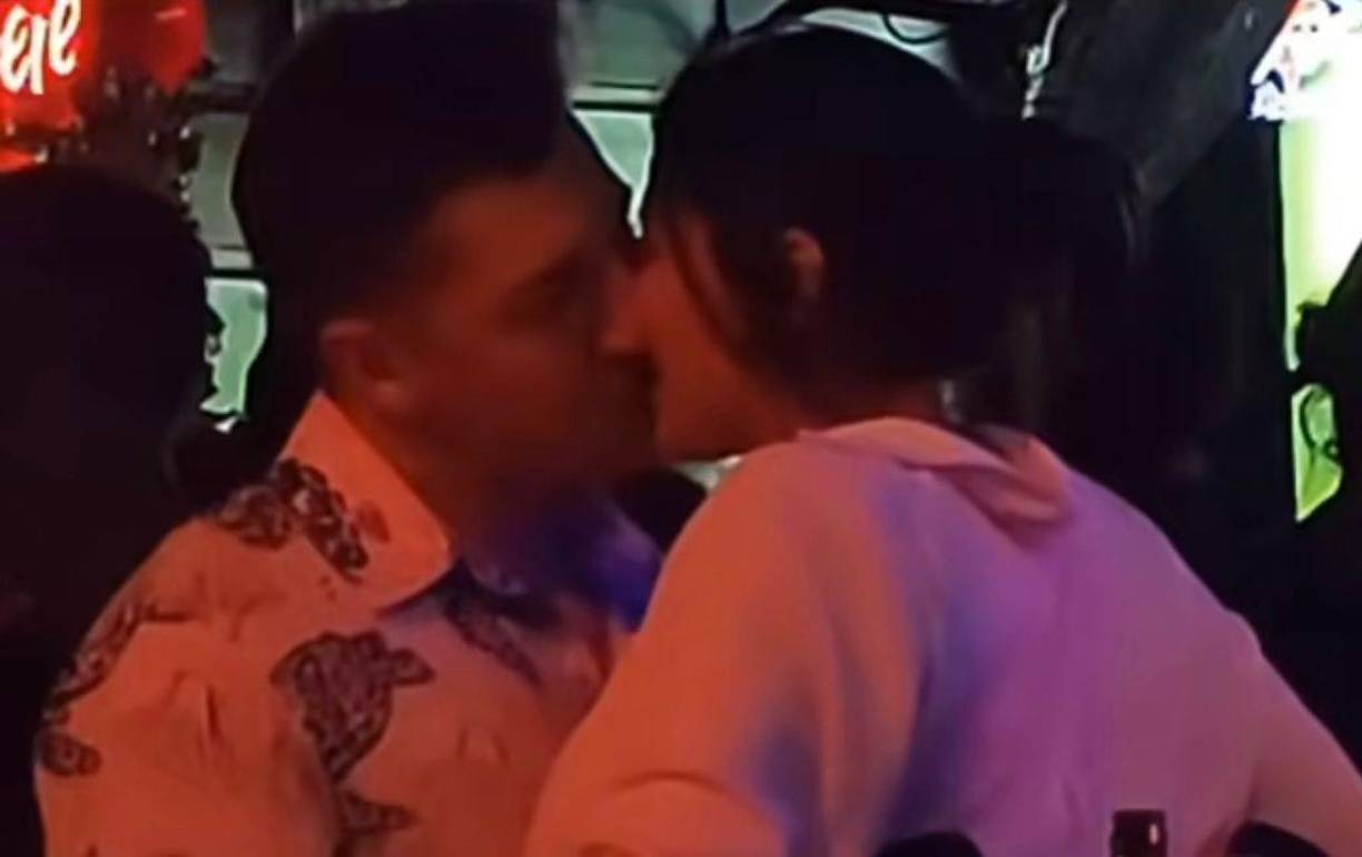 Milagro Flores es captada en apasionado beso con su novio en Roatán