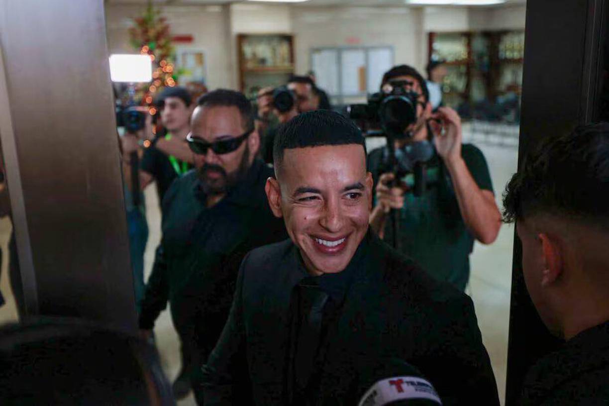 Daddy Yankee y Mireddys: imágenes en el tribunal