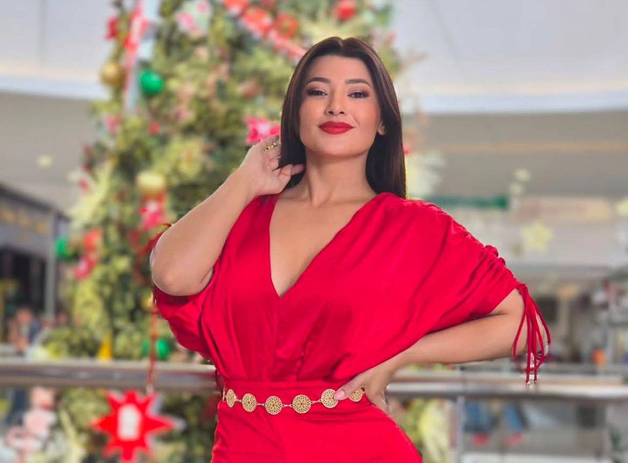 Milagro Flores es captada en apasionado beso con su novio en Roatán