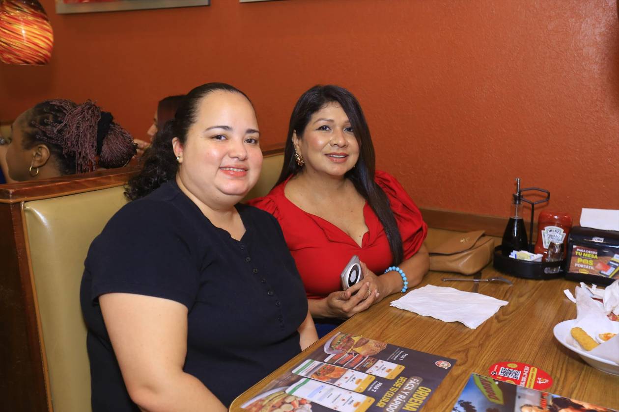 Seniors de Light and Vision celebran su entrada