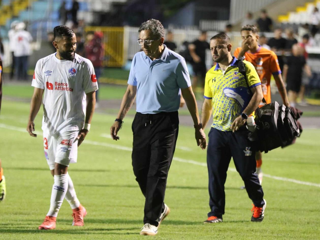 Vuelve a Olimpia tras estar marginado, festejan triunfo y tristeza de UPN