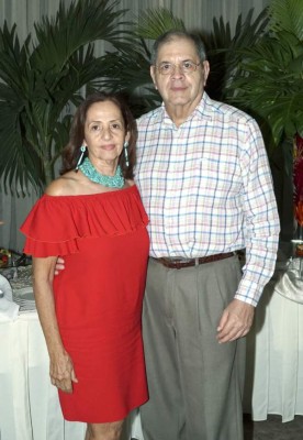 Fiesta de cumpleaños para Fouad Faraj