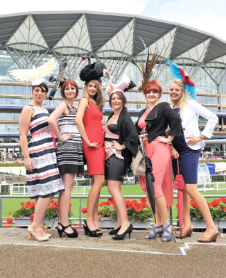 Ascot, cita del sombrero