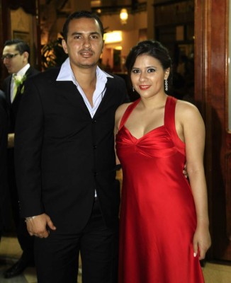 Ana Ortega Edwin Sabillón se casan