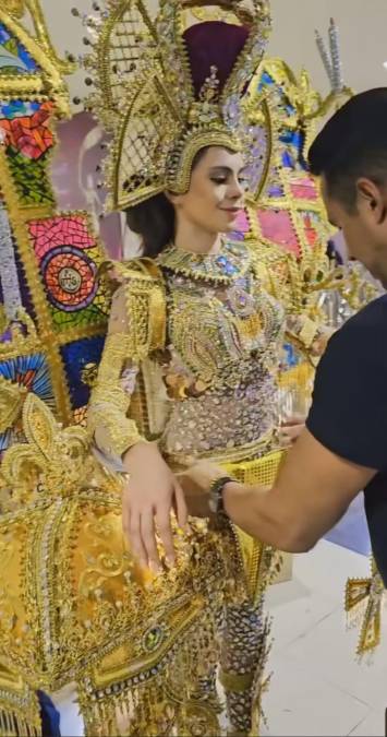 El extravagante traje de Brittany Marroquín Miss Grand Honduras