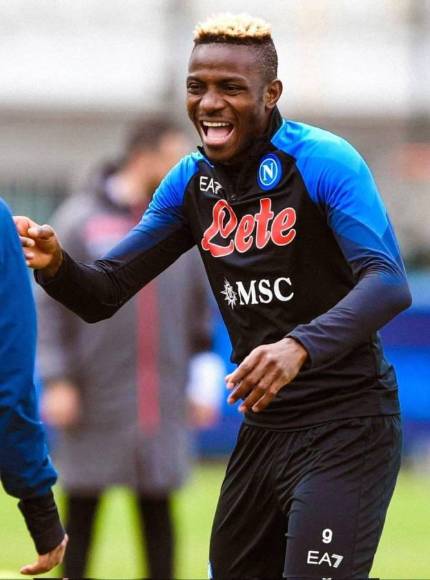 Barcelona anuncia dos salidas, inminente baja del Real Madrid y James ...