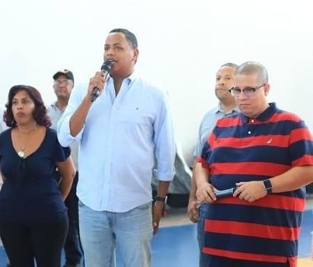 Héctor “El father” y Julio Voltio realizan hoy una cruzada evangélica