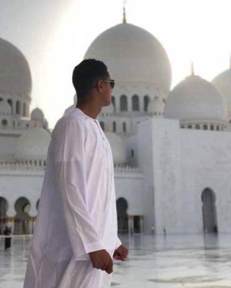 Increíble historia: Futbolista se casa con famosa tiktoker, luego le ...