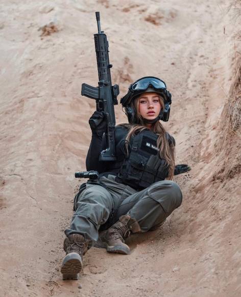 Modelo Natalia Fadeev deja OnlyFans y se une al Ejército de Israel para ...