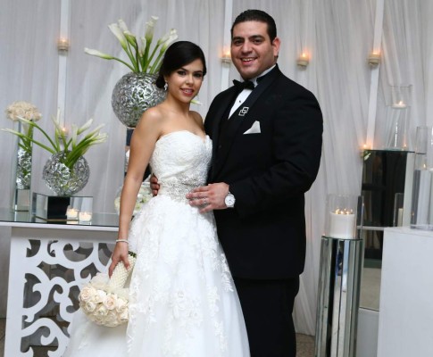 La boda de Ana Larios y Héctor Turcios