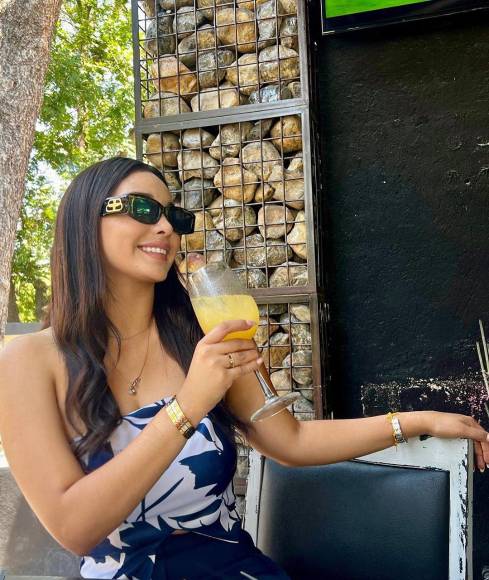 Albany Castro, la ‘Barbie diputada’ que cautiva en TikTok