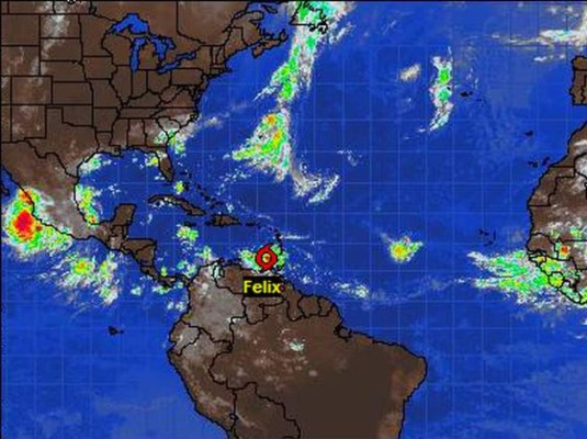 Copeco: Huracán Félix podría llegar el martes a territorio hondureño