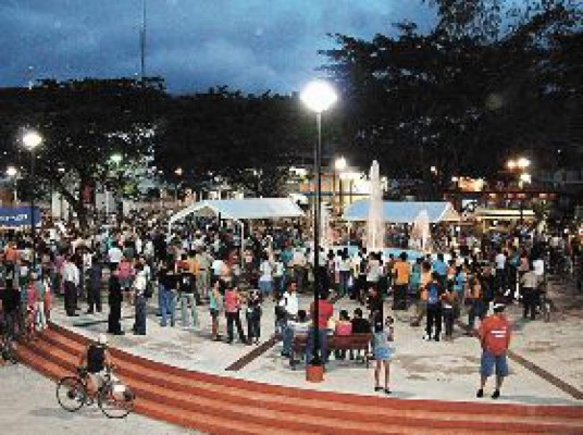 Inauguran parques en El Progreso