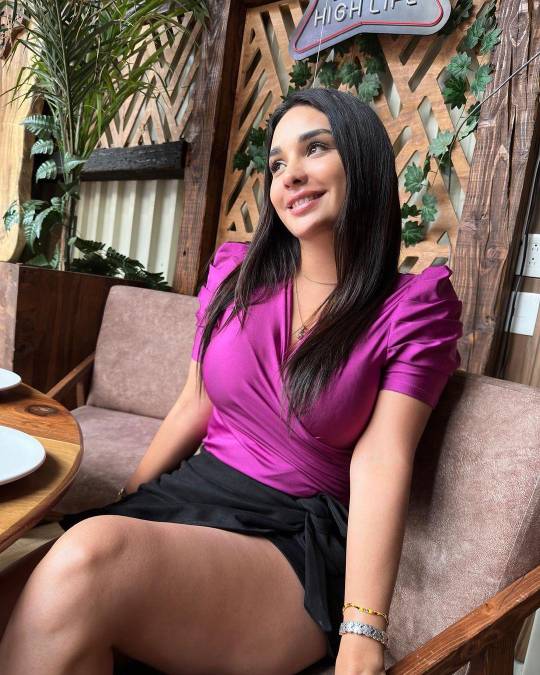 Albany Castro, la ‘Barbie diputada’ que cautiva en TikTok