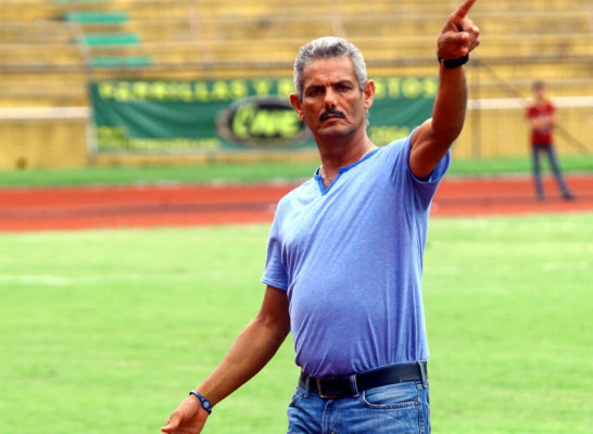 Luis Enrique Cálix: 'Les jugaremos de tú a tú al Olimpia”