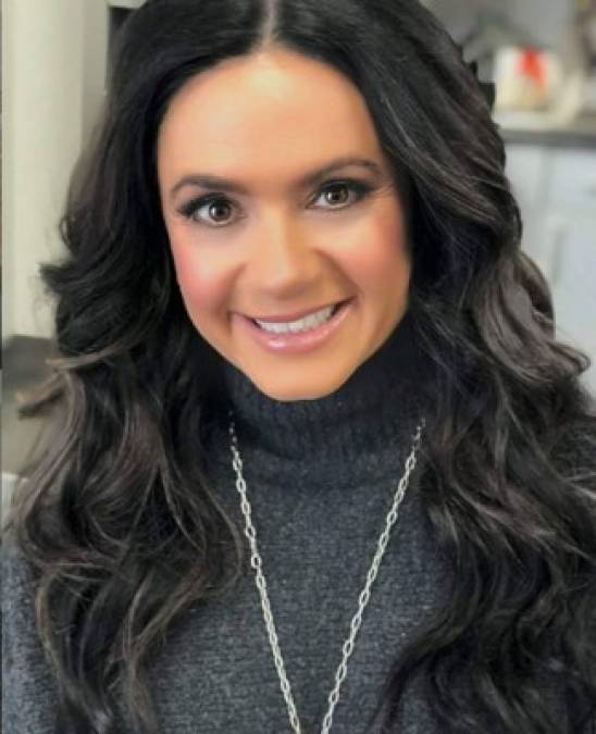 La nueva faceta Penélope Menchaca, expresentadora de ‘12 Corazones’