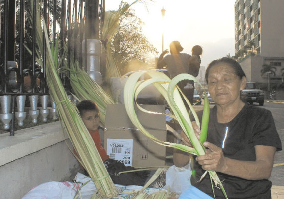Elaboración de ramos: una tradición familiar