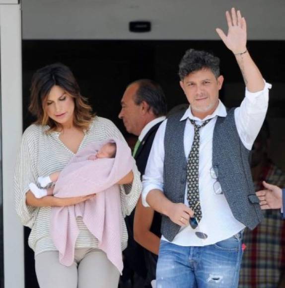 Alejandro Sanz Mira Cómo Han Crecido Sus Cuatro Hijos