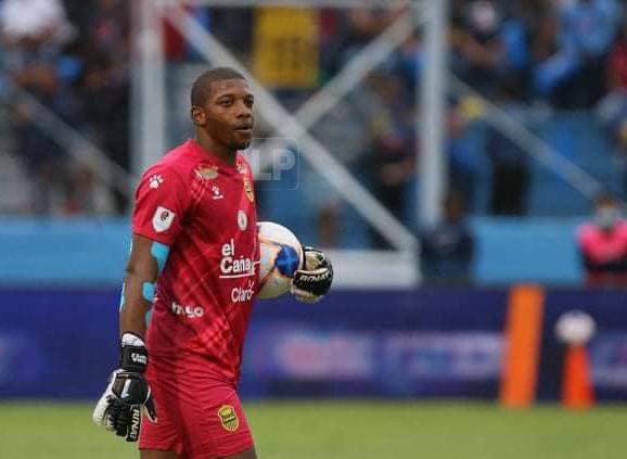 Buba López finalizó contrato con Real España y dos equipos hondureños ...