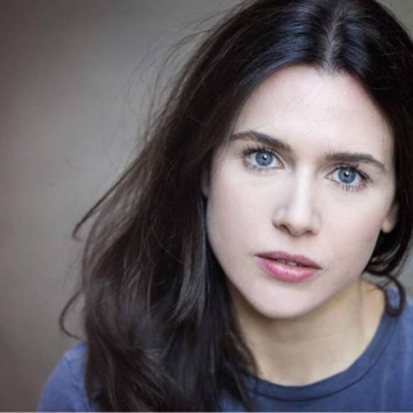 Quién es la actriz que da vida a Marcela Basteri en Luis Miguel, la serie