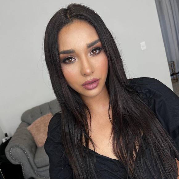 Albany Castro, la ‘Barbie diputada’ que cautiva en TikTok