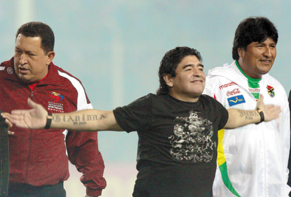 El Pelusa y sus caras