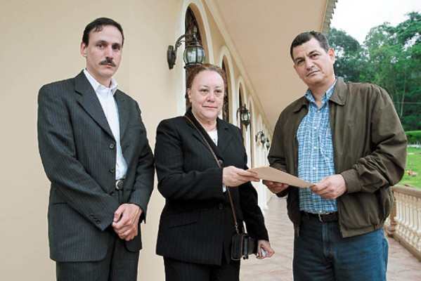 El último adiós a Roberto Castillo