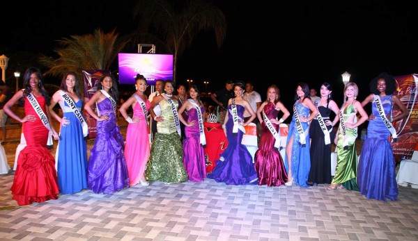 Arranca la Feria Isidra en La Ceiba con sus bellezas