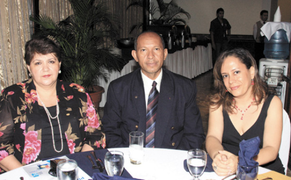 Bienvenida en fiesta rotaria