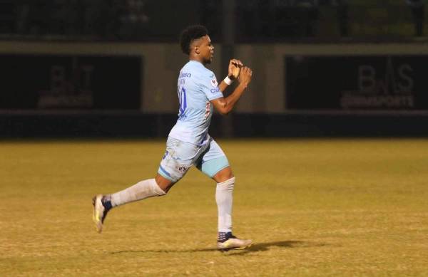 Yeison Mejía detalla los cambios con Diego Vázquez y advierte a Olimpia