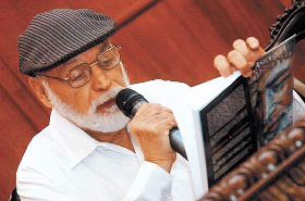 Roberto Sosa: una voz que no se apaga