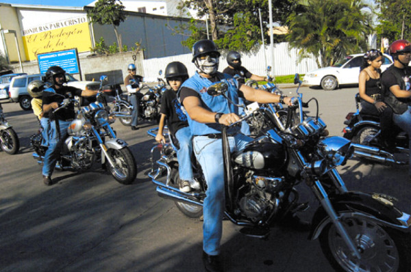 Aventureros en dos ruedas