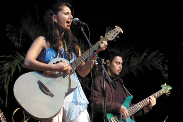 Los tres secretos de Ángela Bendeck