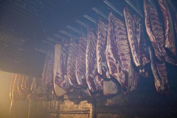 Consejos para ahumar carnes y tipos de maderas que necesitas