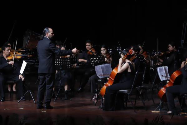 Exhibición artística en el homenaje a Don José Francisco Saybe en SPS