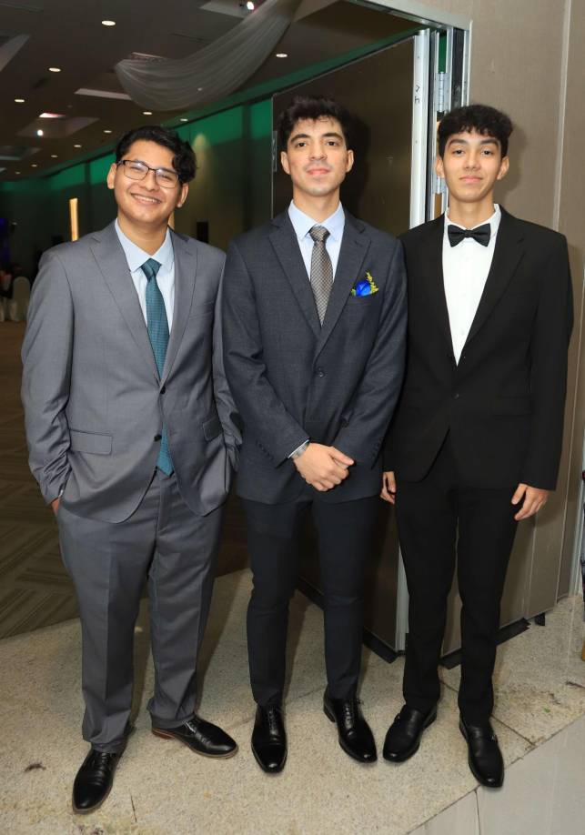 Derroche de distinción en la fiesta de la Happy New Dawn