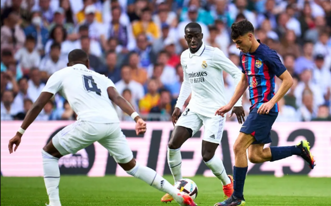 Hora y dónde ver: Real Madrid-Barcelona por la final de la Supercopa
