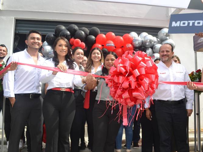 Motomundo y Ultramotor abren su tienda número 100 en Honduras