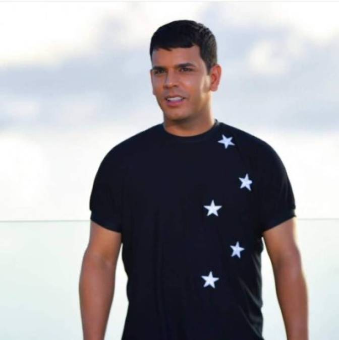 FOTOS: Así luce Tito el bambino en su pegajoso regreso a la música ...