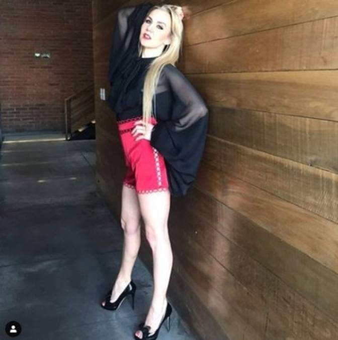 Michelle Vieth cambia su imagen drásticamente y la tildan de lucir muy 'corriente'