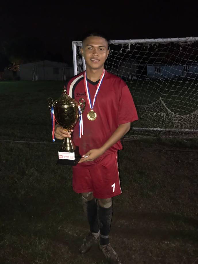 Soldador y amante del fútbol: así era Brayan, joven asesinado en Chamelecón