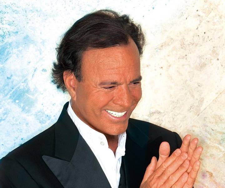 Julio Iglesias, truhán y señor de la música, cumple 80 años