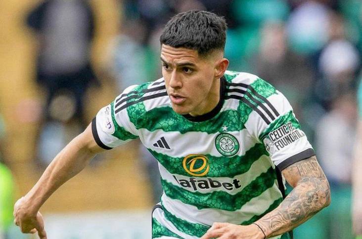 Luis Palma reaparece y Celtic logra importante clasificación