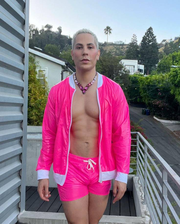 Christian Chávez celebra su cumpleaños #40 al estilo Barbie