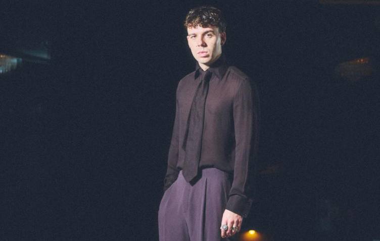 El joven rapero español Quevedo actuará en los Latin Grammy