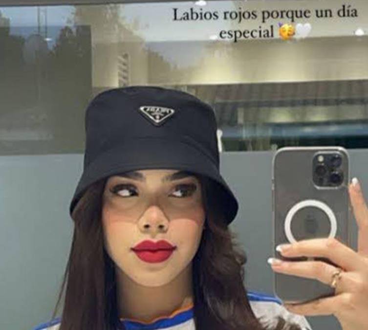 Vinicius anuncia romance con cantante mexicana: “Eres la mejor”