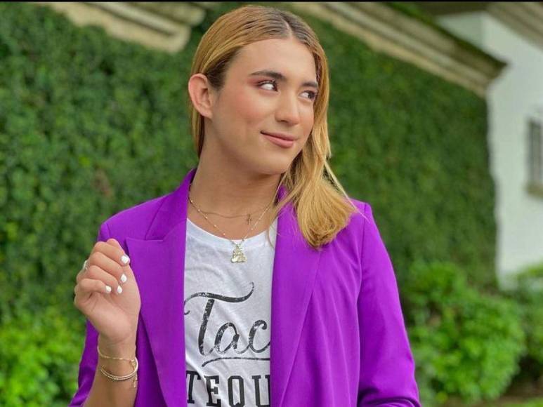 La Bicha Catracha impacta con radical cambio de look