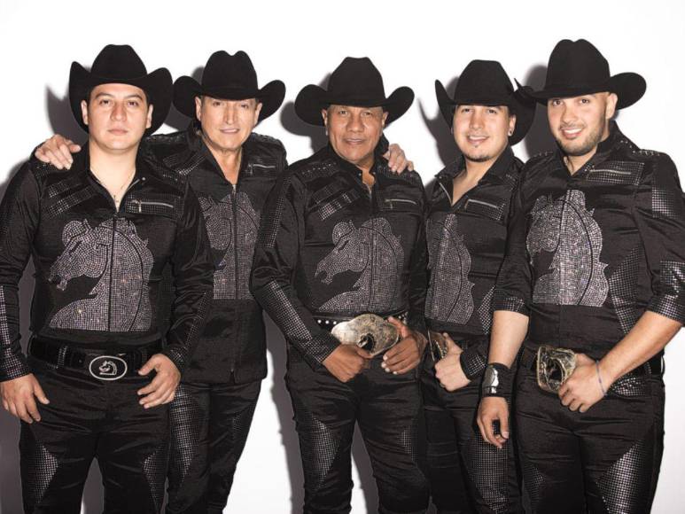 Diez canciones que debes conocer si quieres ir al concierto de Bronco